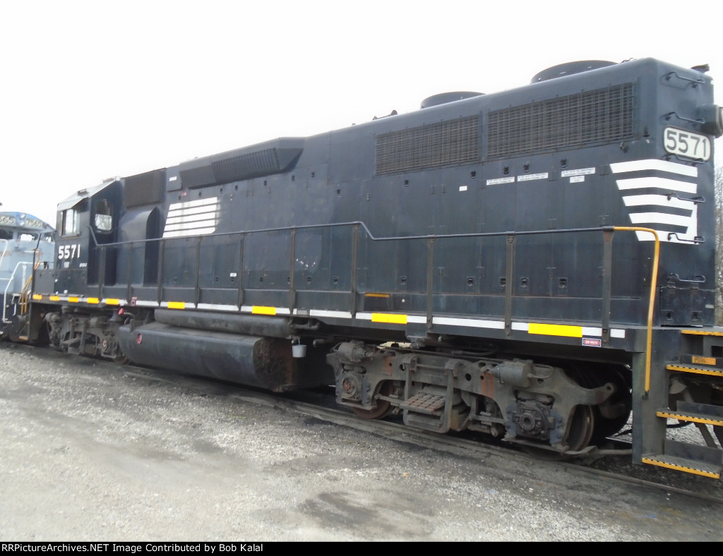 FIRST UNION RAIL FURX 5571